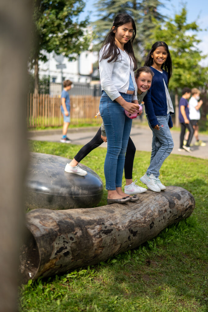 Interview with Dr Conrad Hughes, Ecole Internationale de Genève ...